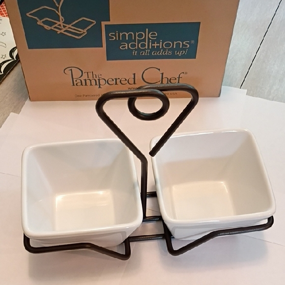 The Pampered Chef | Kitchen | Pampered Chef Small Bowl Caddy With ...